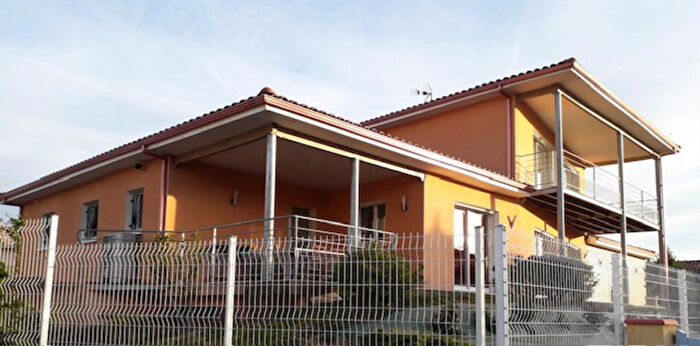 Maison à vendre - Puylaurens - 6 pièces - 4 chambres