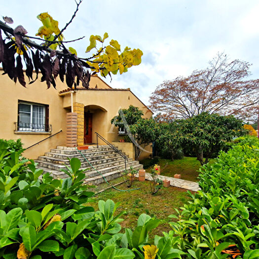 Maison à vendre - Saint-Hilaire - 8 pièces - 4 chambres