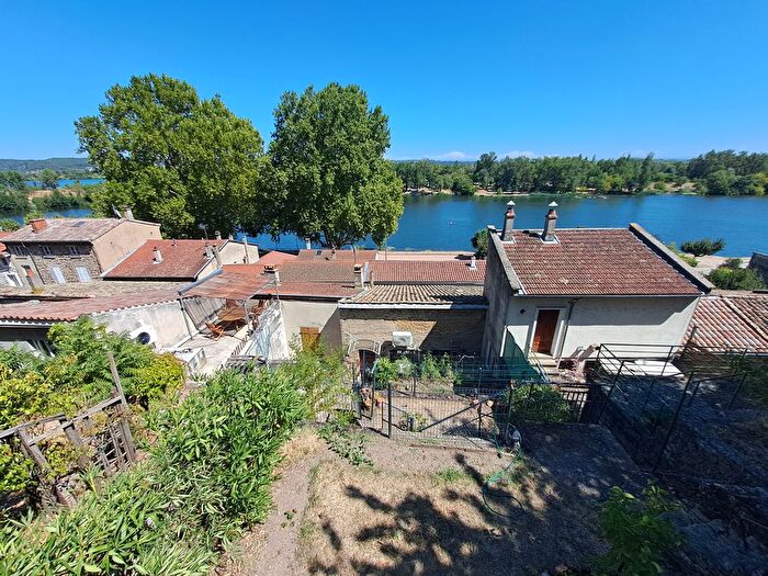 Maison 4 pièces à vendre à Saint-Pierre-de-Buf, Saint-Pierre-de-Boeuf