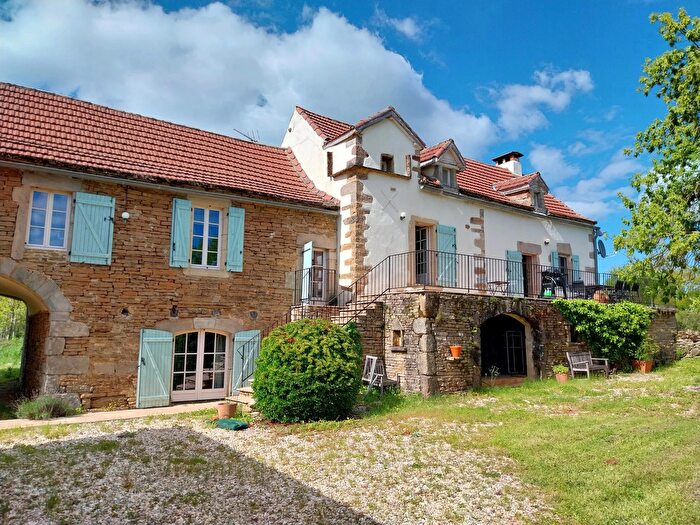 Maison à vendre - Parisot - 9 pièces - 6 chambres