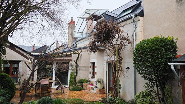 Maison à vendre - Bourges, Centre-ville, Charlet, Lahitolle, Pignoux, Sembat - 4 pièces - 3 chambres