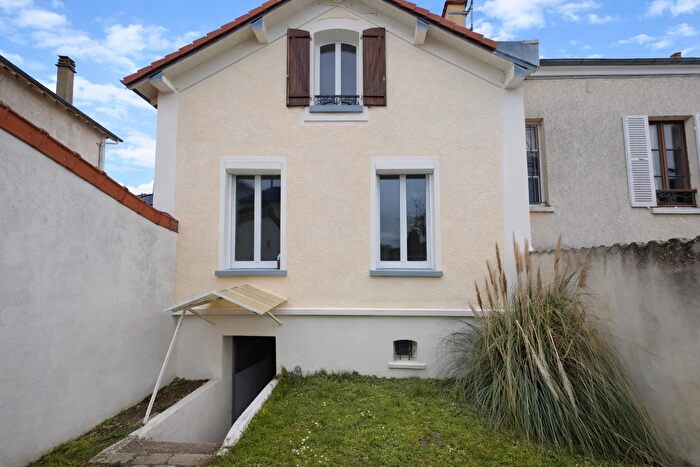 Maison à vendre - Meaux, Saint-Nicolas, Foch - 5 pièces - 3 chambres