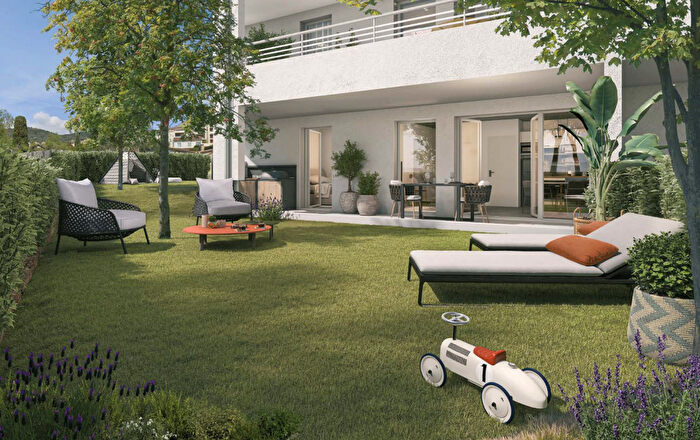 Appartement à vendre - Bormes-les-Mimosas, Centre-ville, Le Pin - 2 pièces - 1 chambre