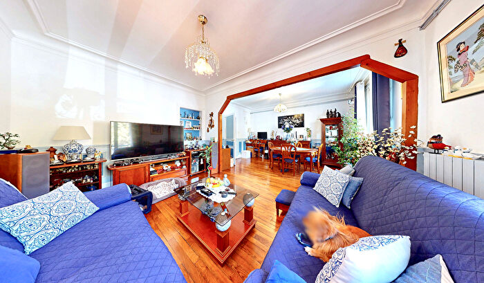 Appartement 4 pièces à vendre - La Garenne-Colombes, Centre Sud
