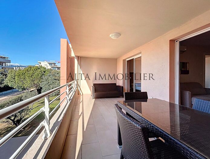 Appartement à vendre - Porto-Vecchio - 2 pièces - 1 chambre