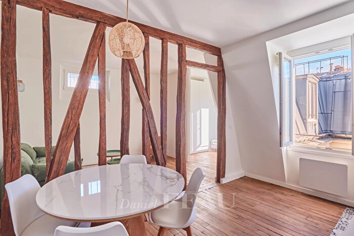 Appartement à vendre - Paris e , Lorette, Martyrs - 2 pièces - 1 chambre