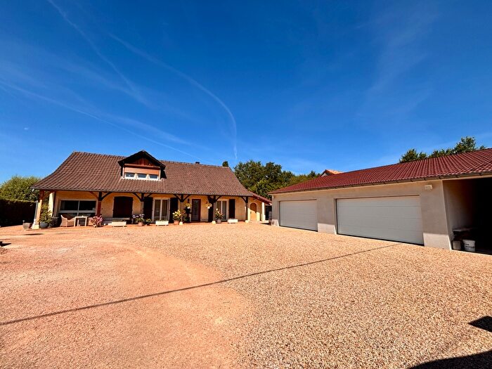 Maison 7 pièces à vendre - L'Abergement-de-Cuisery