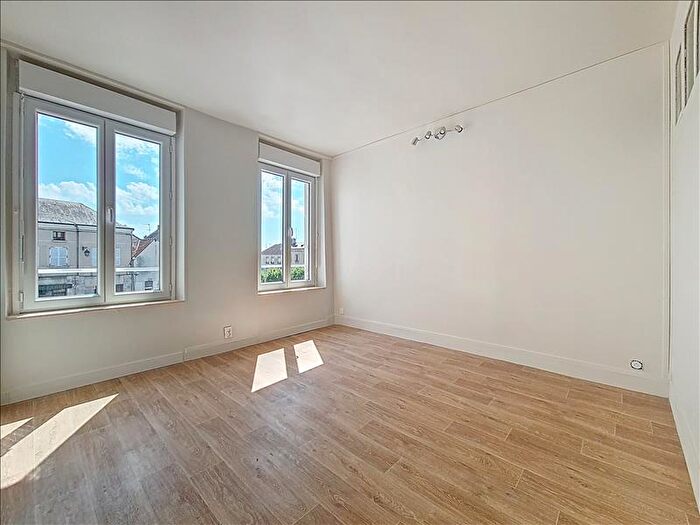 Appartement à louer - Puiseaux - 2 pièces - 1 chambre