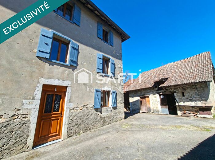 Maison 4 pièces à vendre à Lucey