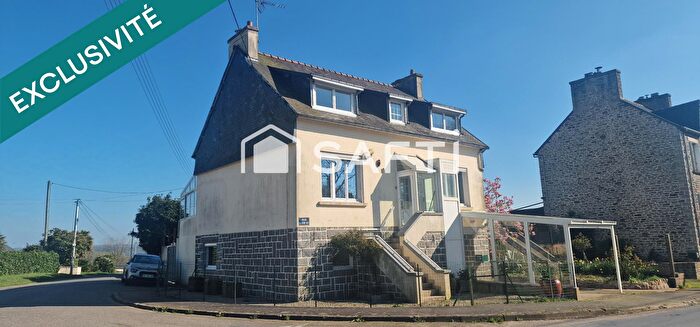 Maison à vendre - Plessala - 8 pièces - 4 chambres