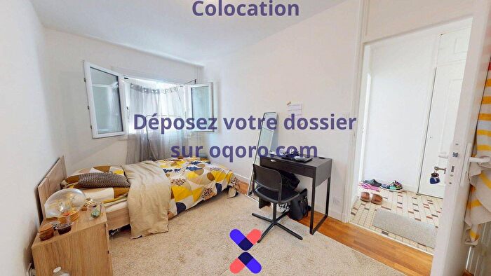 Appartement à louer - Centre-Max Barel-Léo Lagrange, Vénissieux - 5 pièces - 4 chambres