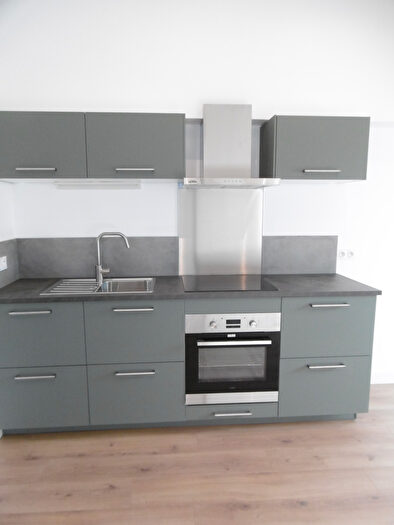 Fougères, Paron, Orières, Ecartelée, Bonabry : Appartement 2 pièces à louer