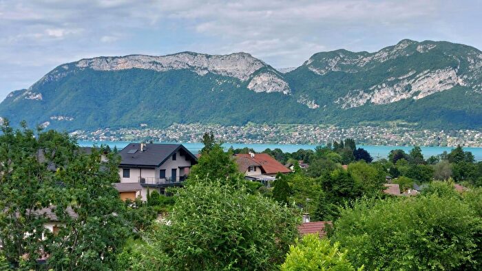 Maison à vendre - Sevrier, Sévrier - 5 pièces - 4 chambres