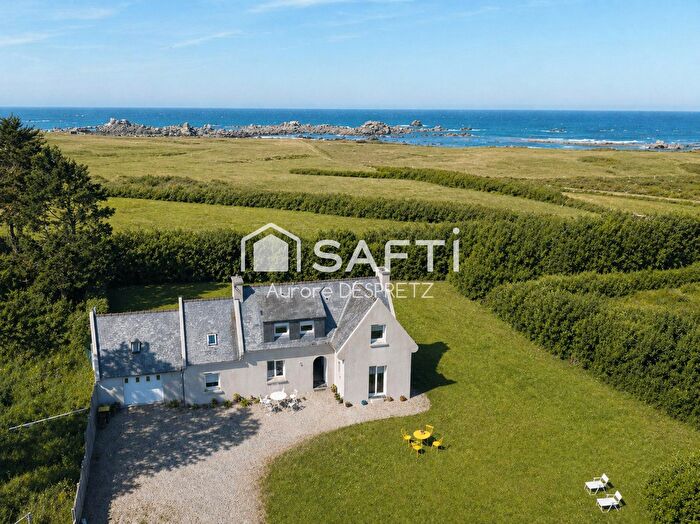 Maison 5 pièces à vendre à Cléder