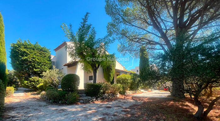Maison 6 pièces à Aramon, à vendre