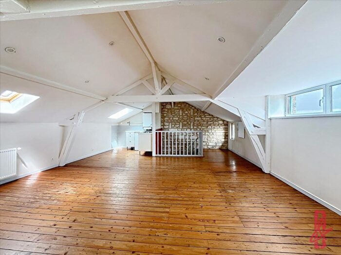 Angoulême, Saint-Ausone, Saint-Martin - Appartement 2 pièces à louer