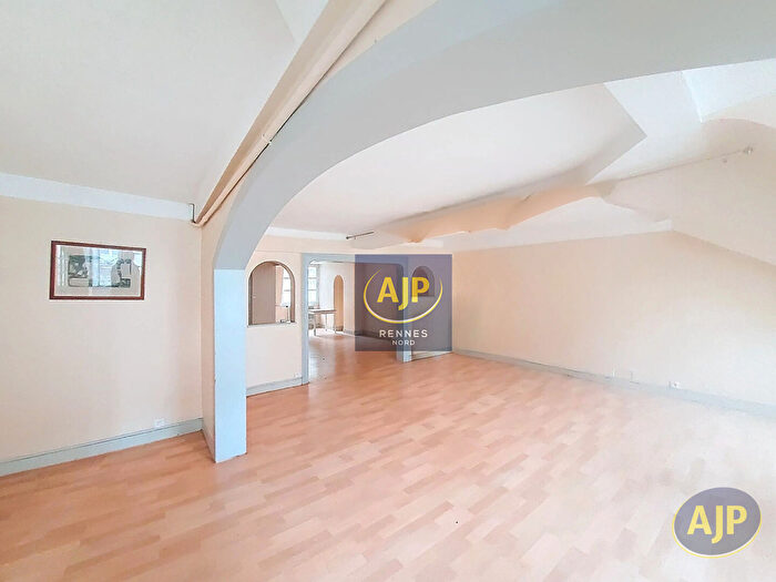 Quartiers Centre, Centre-ville : Appartement 5 pièces à louer