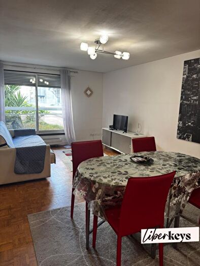 Appartement 2 pièces à vendre - Suresnes, Centre-ville