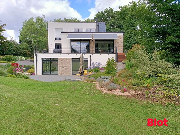 Maison à vendre - Liffré - 7 pièces - 4 chambres