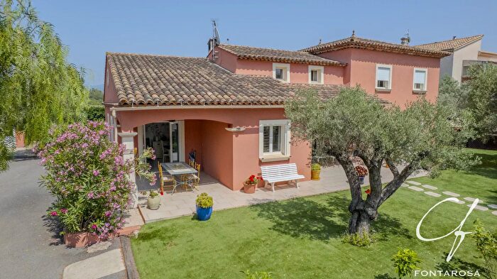 Maison à vendre - Puget-sur-Argens - 10 pièces - 7 chambres