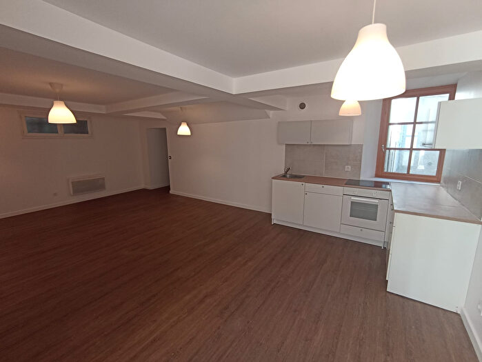 Appartement à vendre - Manosque, Centre-ville - 2 pièces - 1 chambre