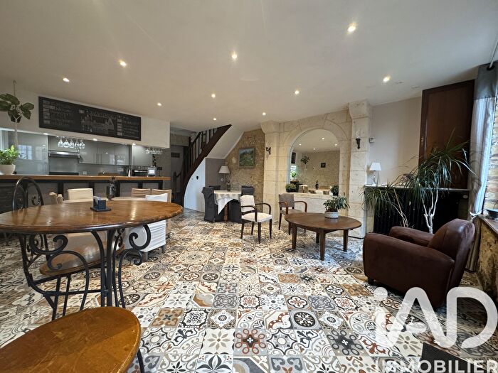 Maison à vendre - Cloyes-sur-le-Loir - 14 pièces - 10 chambres