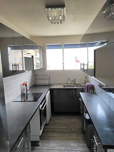 Appartement 4 pièces à Centre Ville-Sarments, Châtillon, à louer