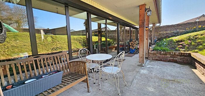 Maison à vendre - Davenescourt - 6 pièces - 3 chambres