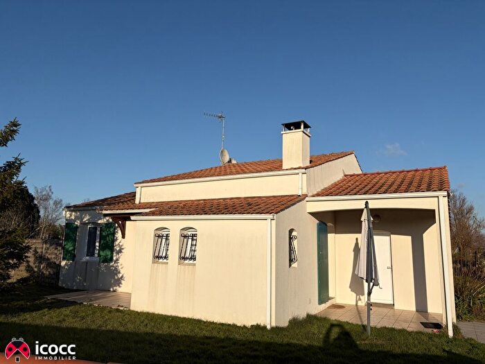 Maison à vendre - LAiguillon-sur-Mer - 4 pièces - 3 chambres