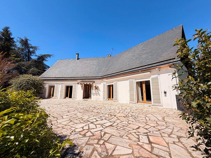 Maison 10 pièces à postalCode, à vendre