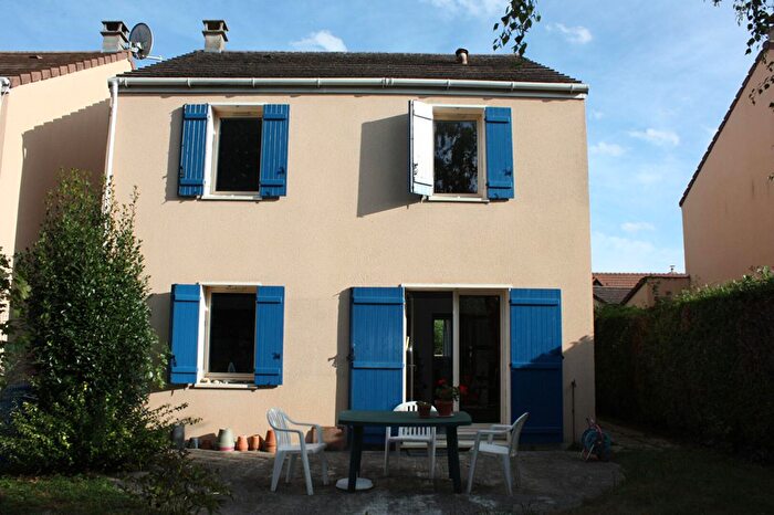 Maison 6 pièces à Dourdan, à vendre