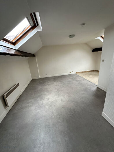 Appartement à louer - Le Blanc-Mesnil, Pôle Gare - 1 pièce