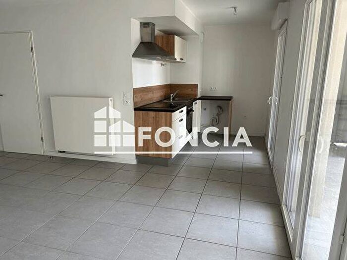 Appartement 3 pièces à Le Murier-La Galochère, Saint-Martin-dHères, à louer