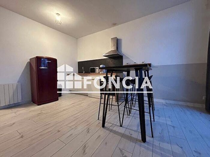 Appartement à louer - Centre Ville, Quimper - 2 pièces - 1 chambre