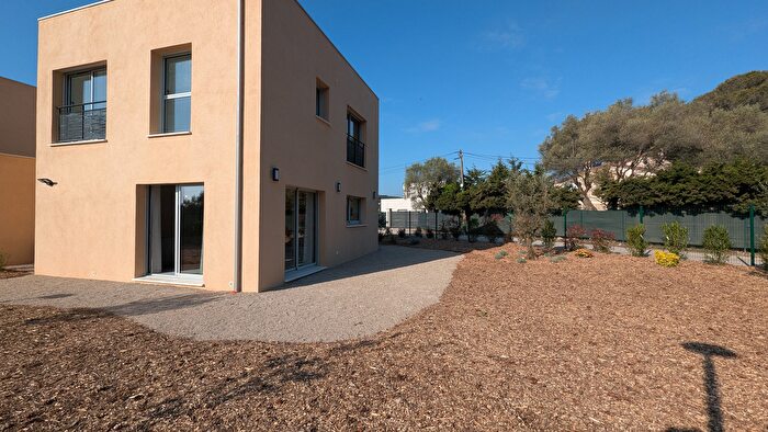 Maison à louer - Antibes, Rabiac, Carriat, Les Semboules, Les Brusquets - 4 pièces - 3 chambres