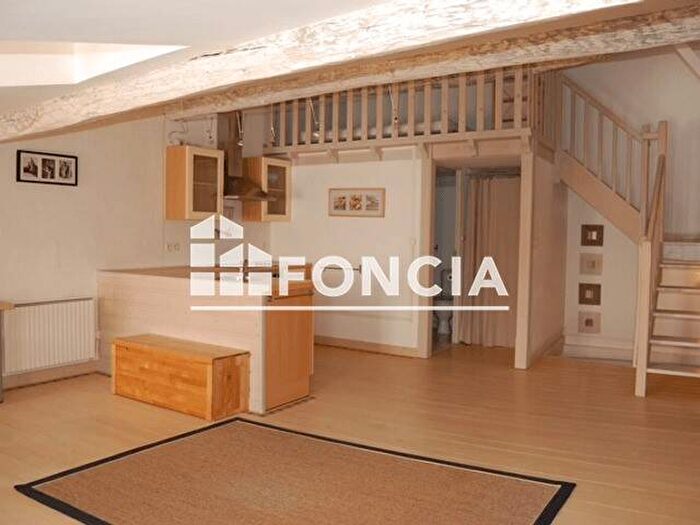 Appartement à louer - Centre Ville, Niort - 1 pièce