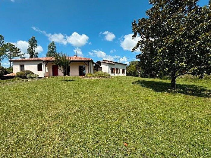 Maison à vendre - Tonneins - 7 pièces - 6 chambres