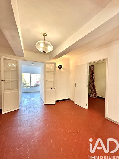 Appartement à vendre - Hyères, Centre-ville - 2 pièces - 2 chambres