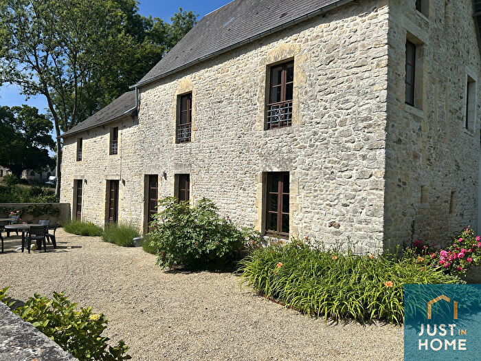 Maison à vendre - Colleville-sur-Mer - 10 pièces - 4 chambres