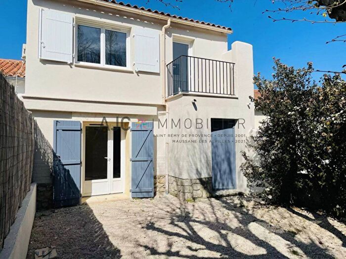 Appartement 3 pièces à louer à Saint-Étienne-du-Grès