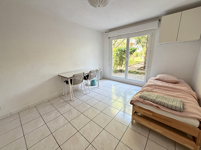Appartement 1 pièce à Toulouse, Saint-Michel, à vendre