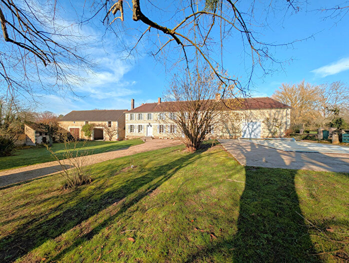 Maison 10 pièces à vendre - Charbuy