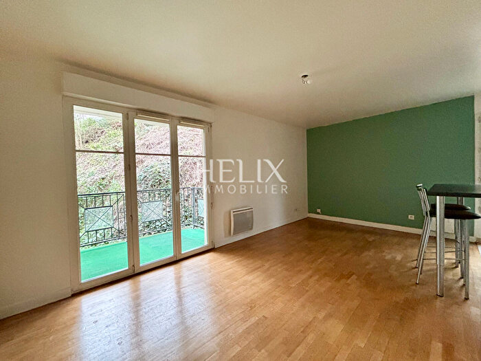 Appartement à vendre - Saint-Germain-en-Laye, Pontel, Schnapper, Sous-préfecture - 3 pièces - 2 chambres