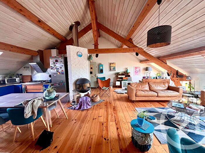 Appartement à vendre - Tarbes, Centre-ville - 4 pièces - 3 chambres