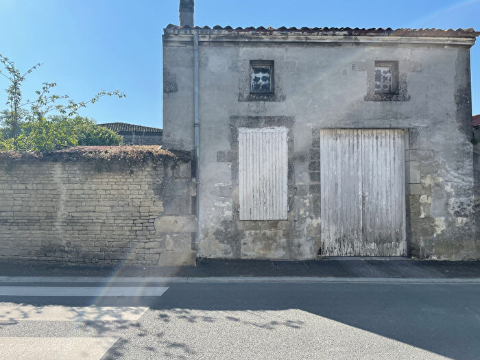 Maison à vendre - Macqueville - 2 pièces - 1 chambre