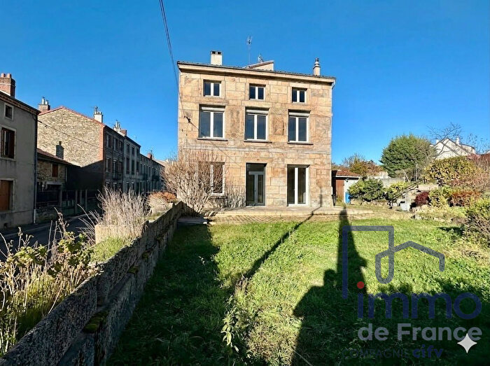 Maison à vendre - Saint-Genest-Lerpt - 5 pièces - 4 chambres