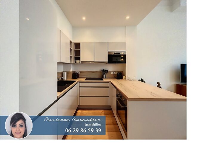 Appartement à vendre - Meyzieu - 2 pièces - 1 chambre