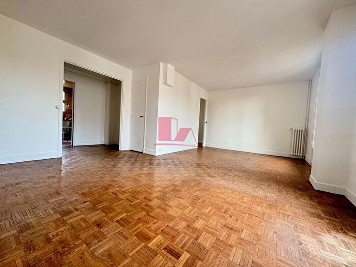 Appartement à vendre - Vanves, Hauts-de-Vanves - 5 pièces - 3 chambres