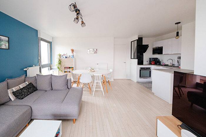 Appartement à vendre - Saint-Cyr-lécole, Langevin - 3 pièces - 2 chambres