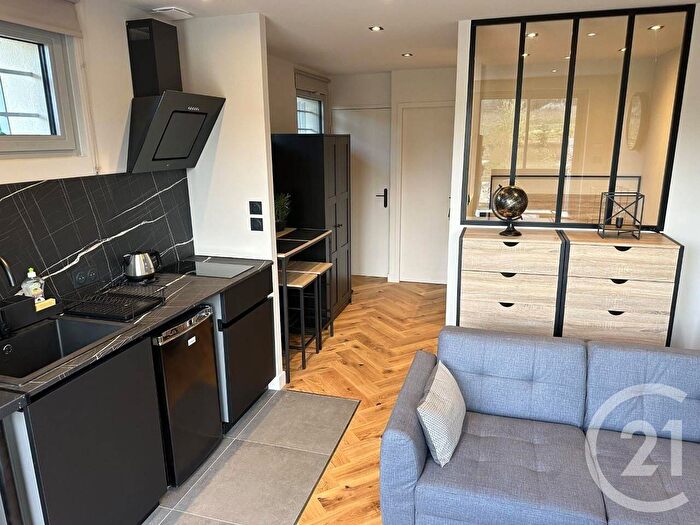Écully : Appartement 1 pièce à louer